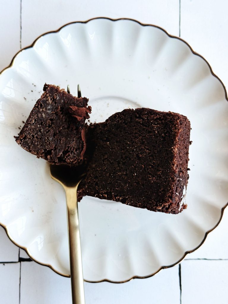 Sunken Chocolate Cake with Nutmeg | The Vanilla Bean Blog